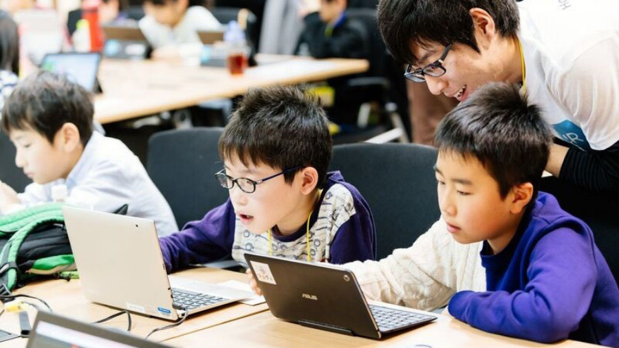 ญี่ปุ่นเปิดหลักสูตรให้เด็กเรียนเขียนโปรแกรมตั้งแต่ ป.5 เพื่อรับมือกับ ...